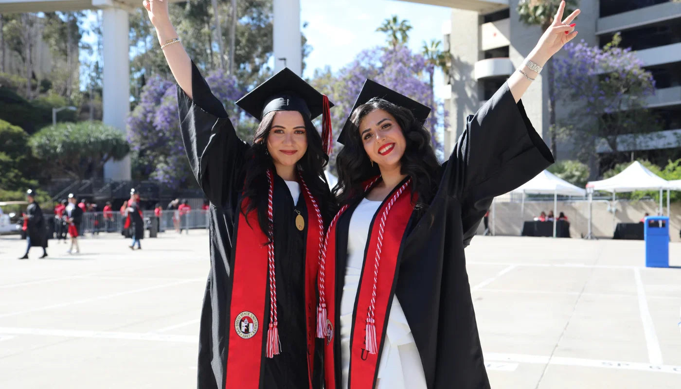 Best Graduation Photo Locations at San Diego State University – Happy Tassel